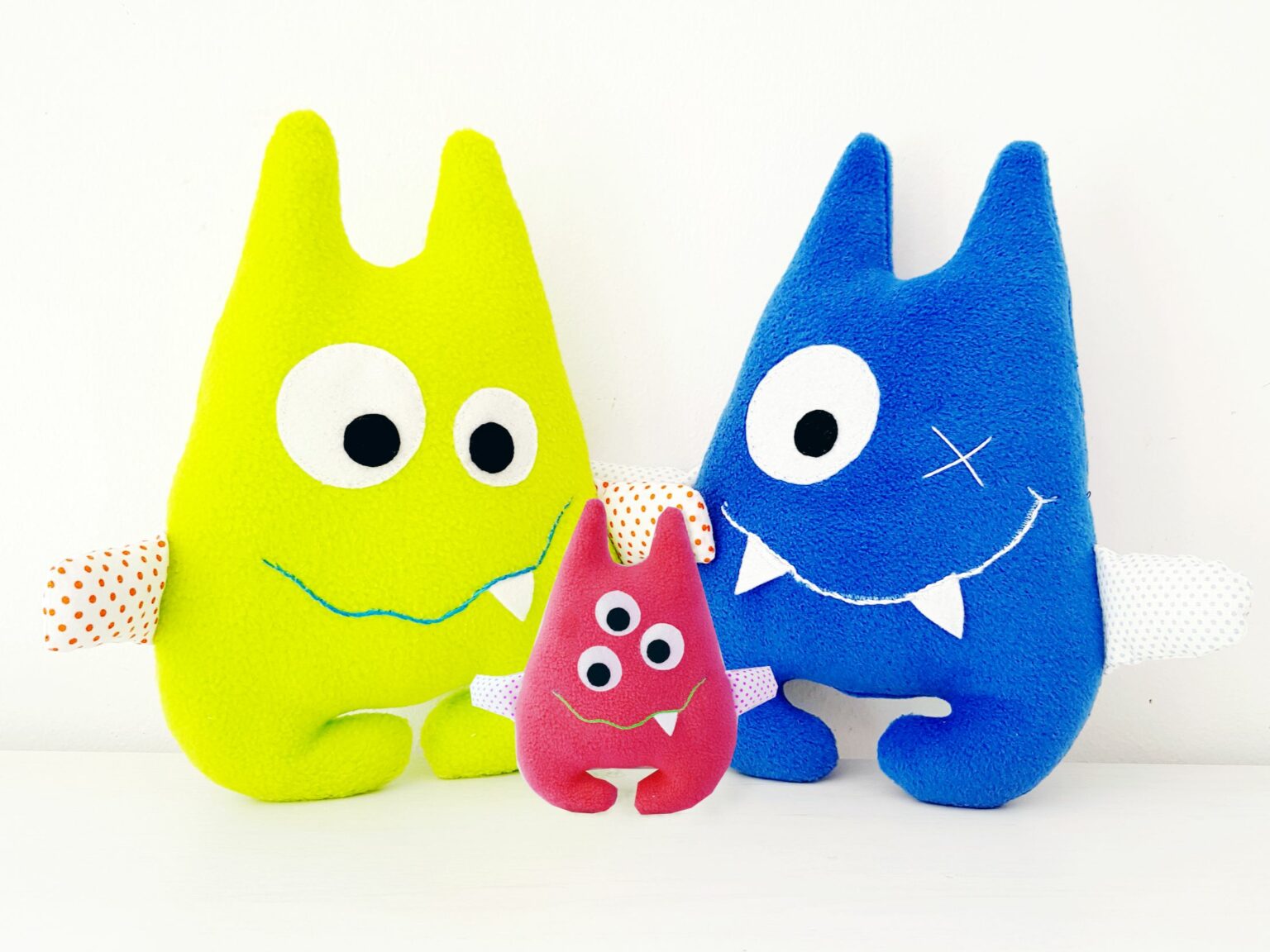 CUTE MONSTERS - soft toy sewing pattern & tutorial for beginners