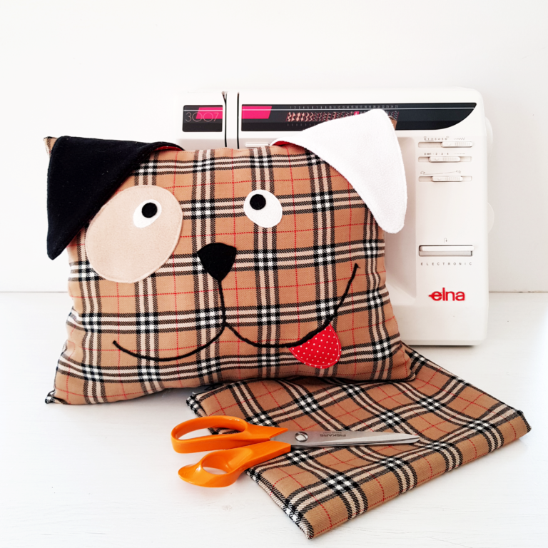 CUTE DOG PILLOW | make a gift for dog lovers | sewing pattern & tutorial