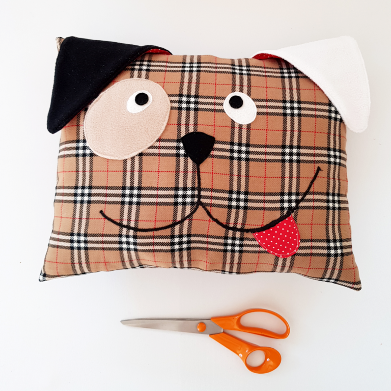 CUTE DOG PILLOW | make a gift for dog lovers | sewing pattern & tutorial
